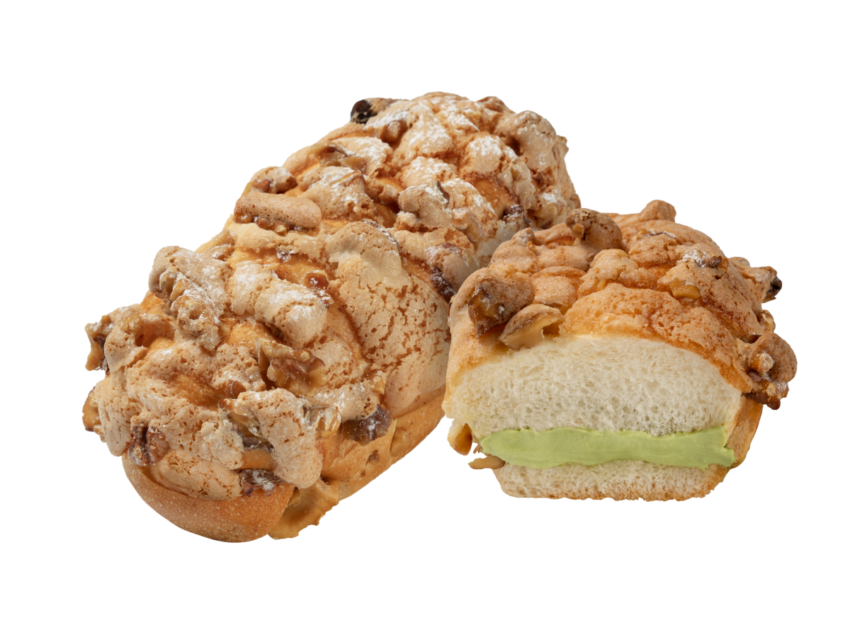 新推出開心果核桃馬里奧麵包！ | 聖安娜餅屋